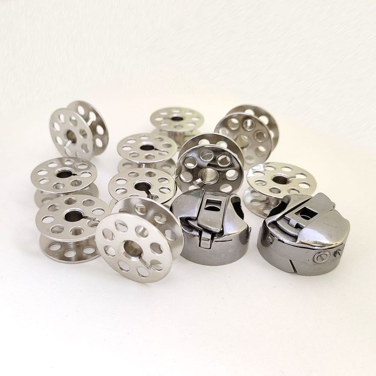 Bobbin vs Bobbin Case: Sewing Basics You Should Know – Istana Kancing